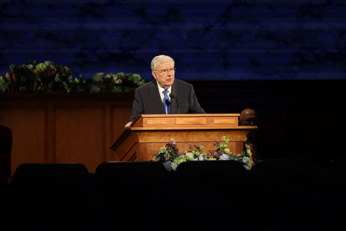 Historical LDS conference opens with emphasis on First Vision ...